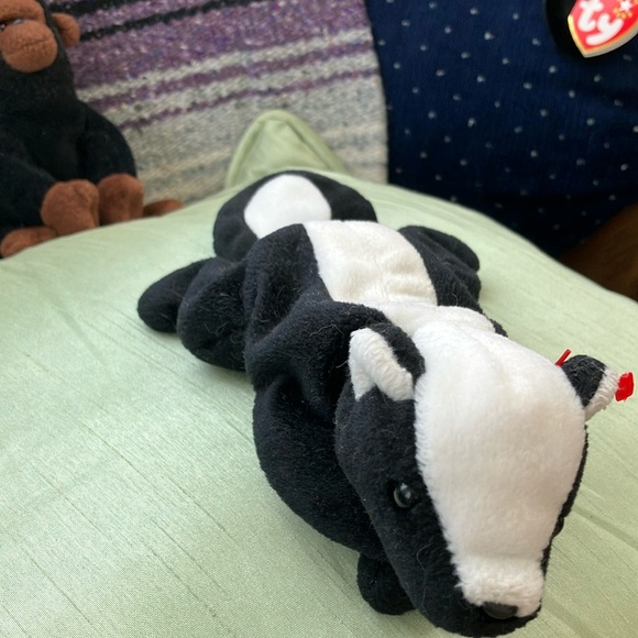 Ty | Toys | 95 Ty Beanie Babies Stinky Skunk Pvc Pellets 231995 No ...